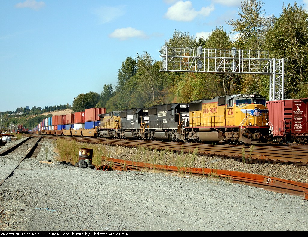 UP 4354, NS 6619, NS 6654, and UP 9376